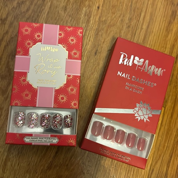 red aspen | Makeup | Red Aspen New Bundle Of 2 Nail Dashes Nail Wrap ...